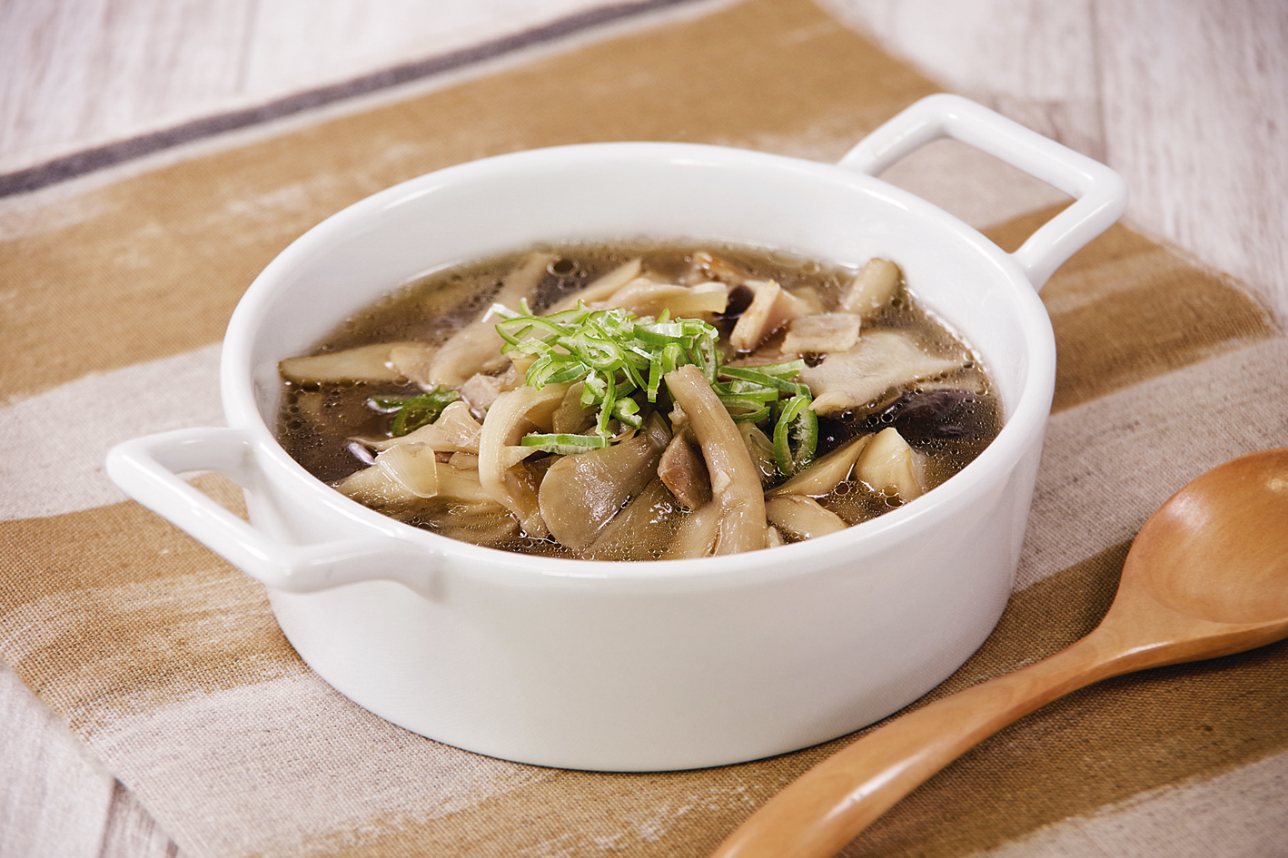 きのこスープ | クッキングレシピ | よつ葉生協